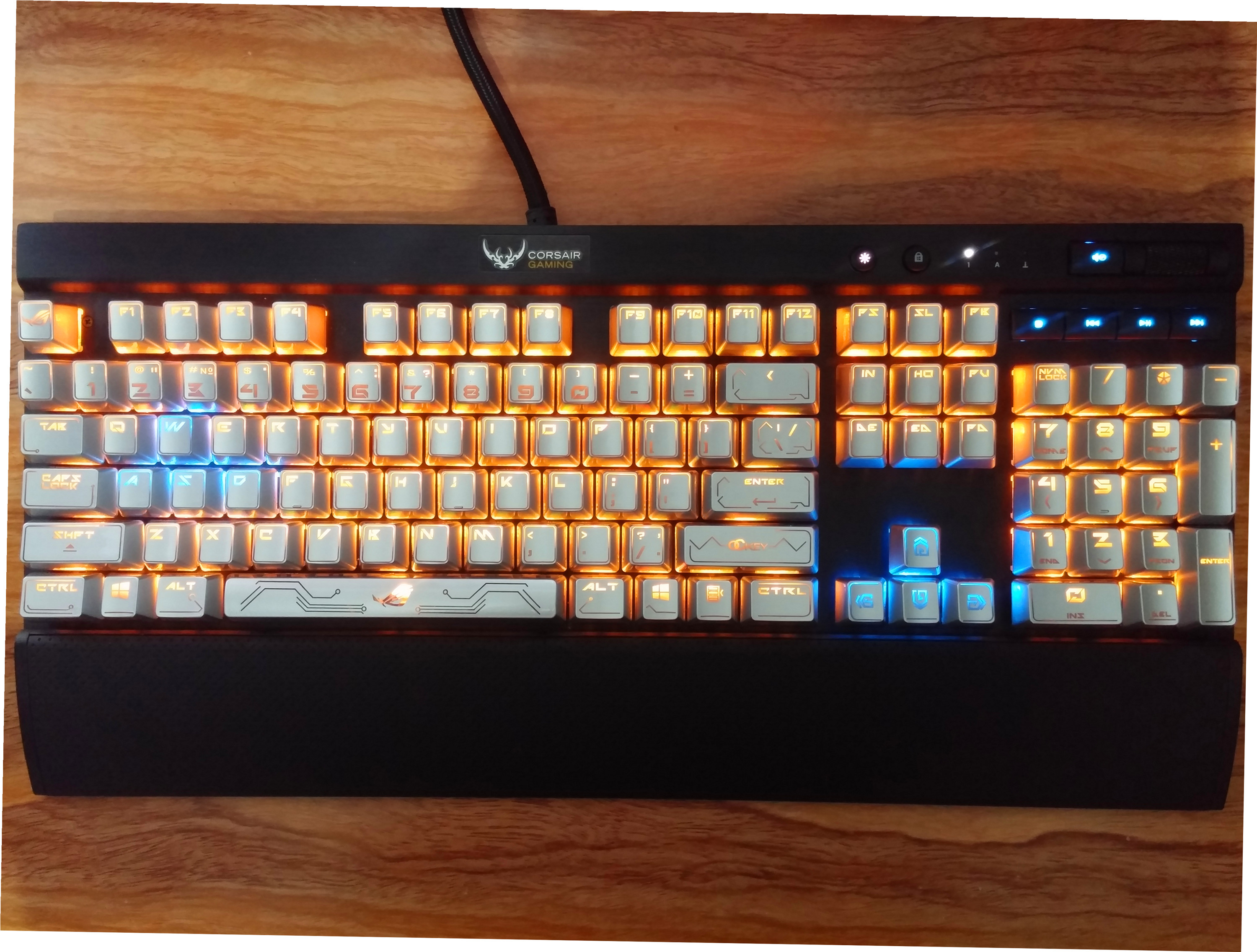 [作业贴] K70 RGB + 银色带透明镀层键帽(附简单灯光效果设置教程) NGA玩家社区