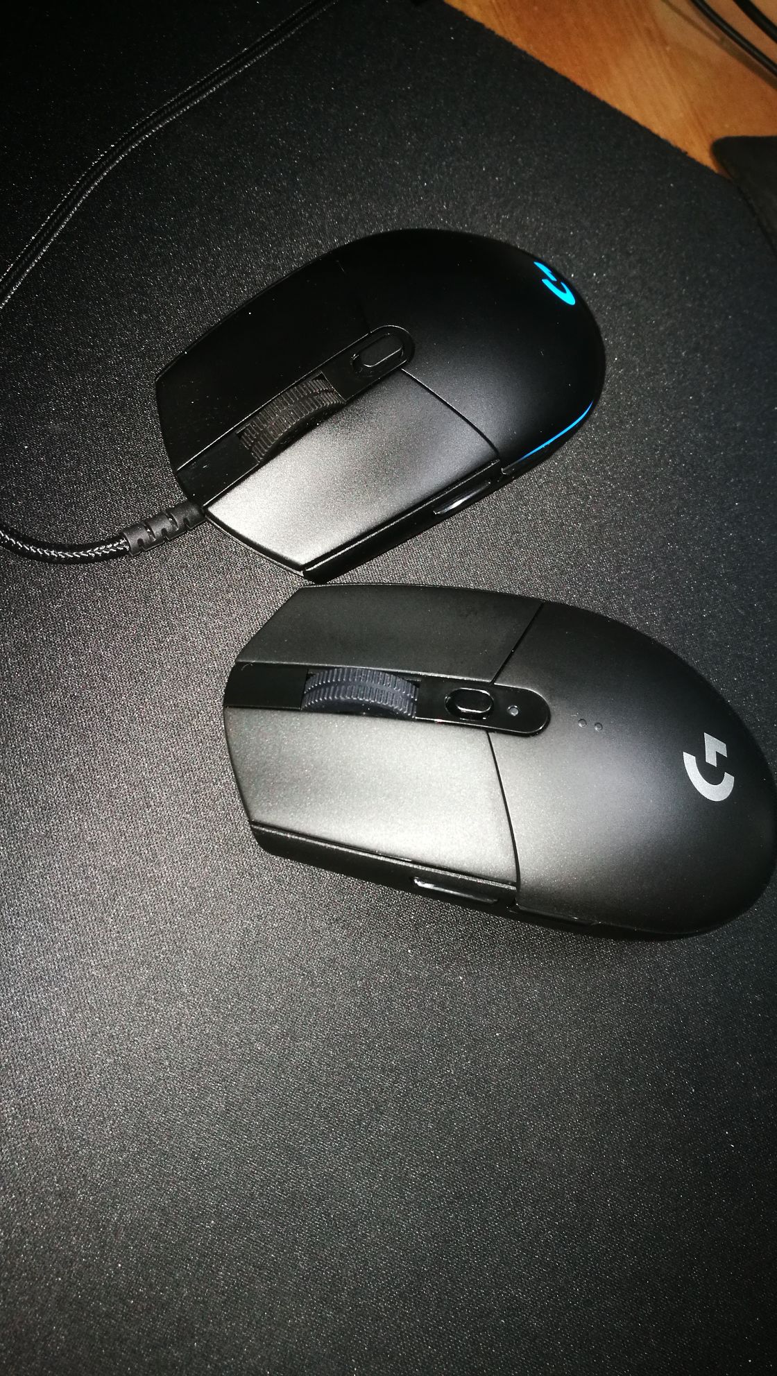 刚到手的G304 希望大家帮忙看看这现象普遍么。 178