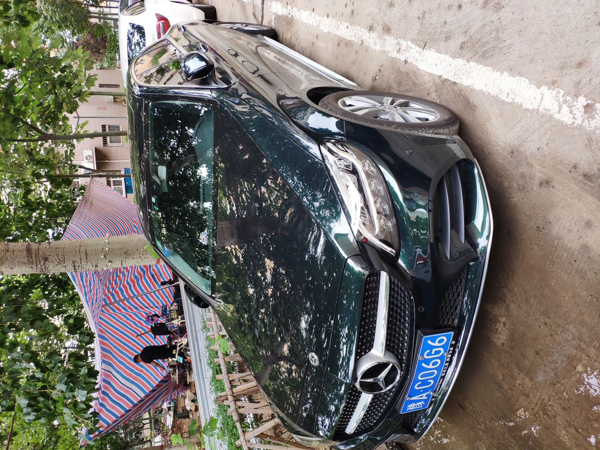 奔驰C260的祖母石绿怎么样啊 178