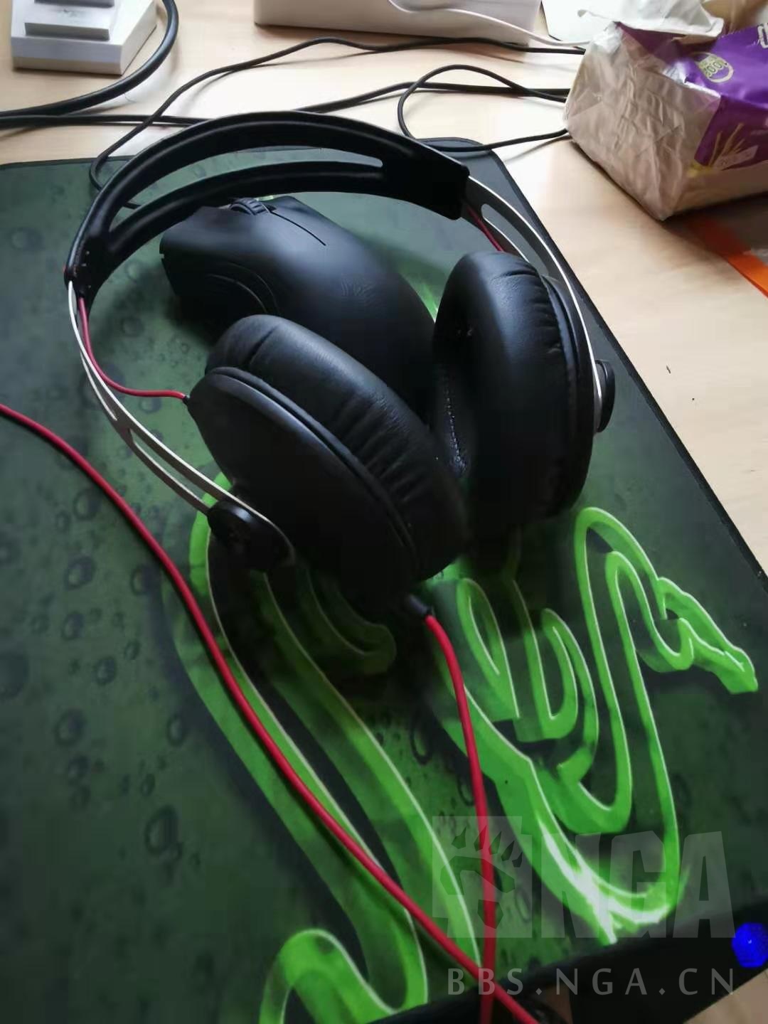 AOC的这个新款24G2型号显示器(已经到货了，拍了几个照片对比，陆续到货的兄弟们来讨论一下) NGA玩家社区