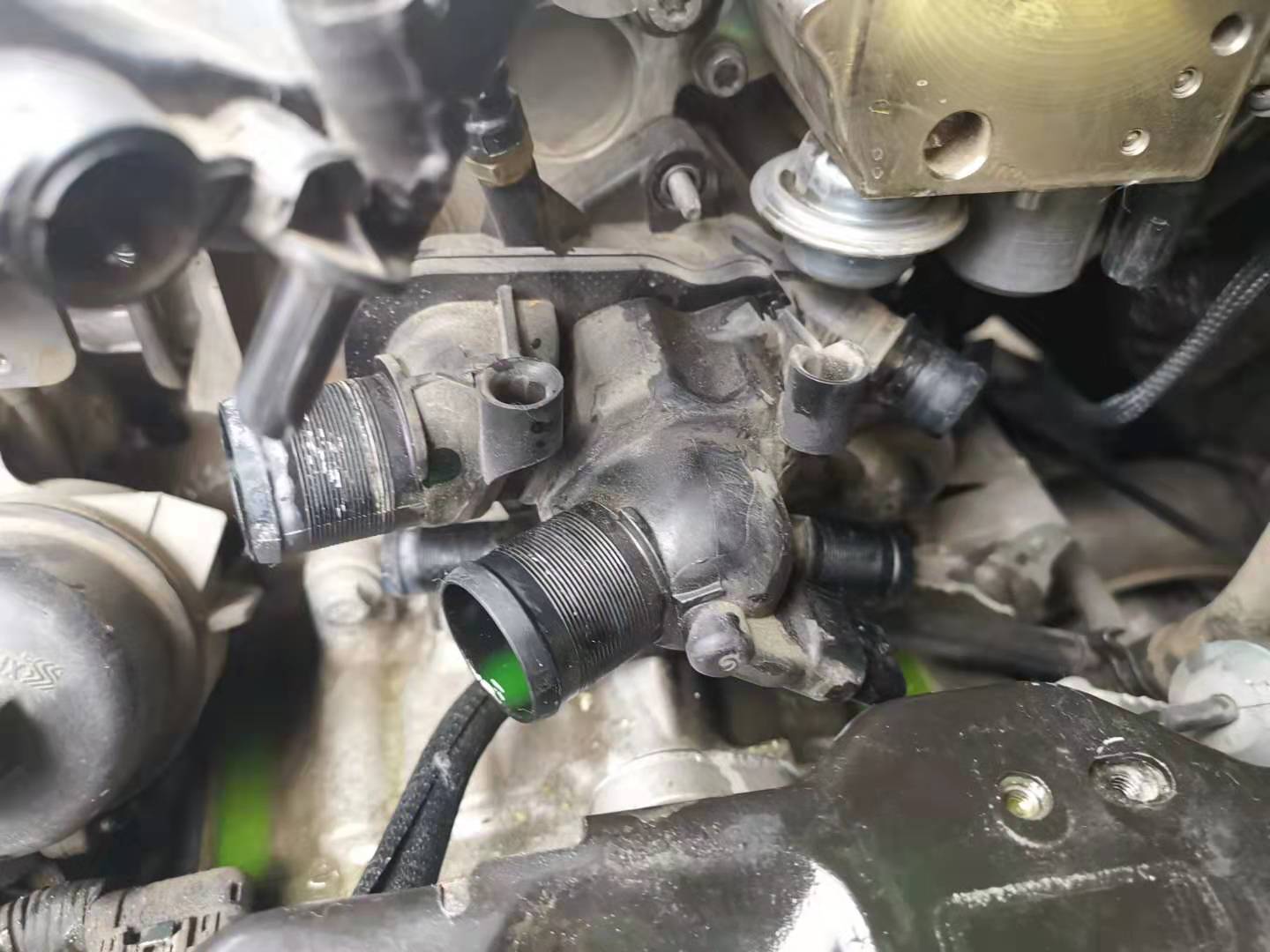 油水混动c4L……节温器(出水室)换掉了 NGA玩家社区