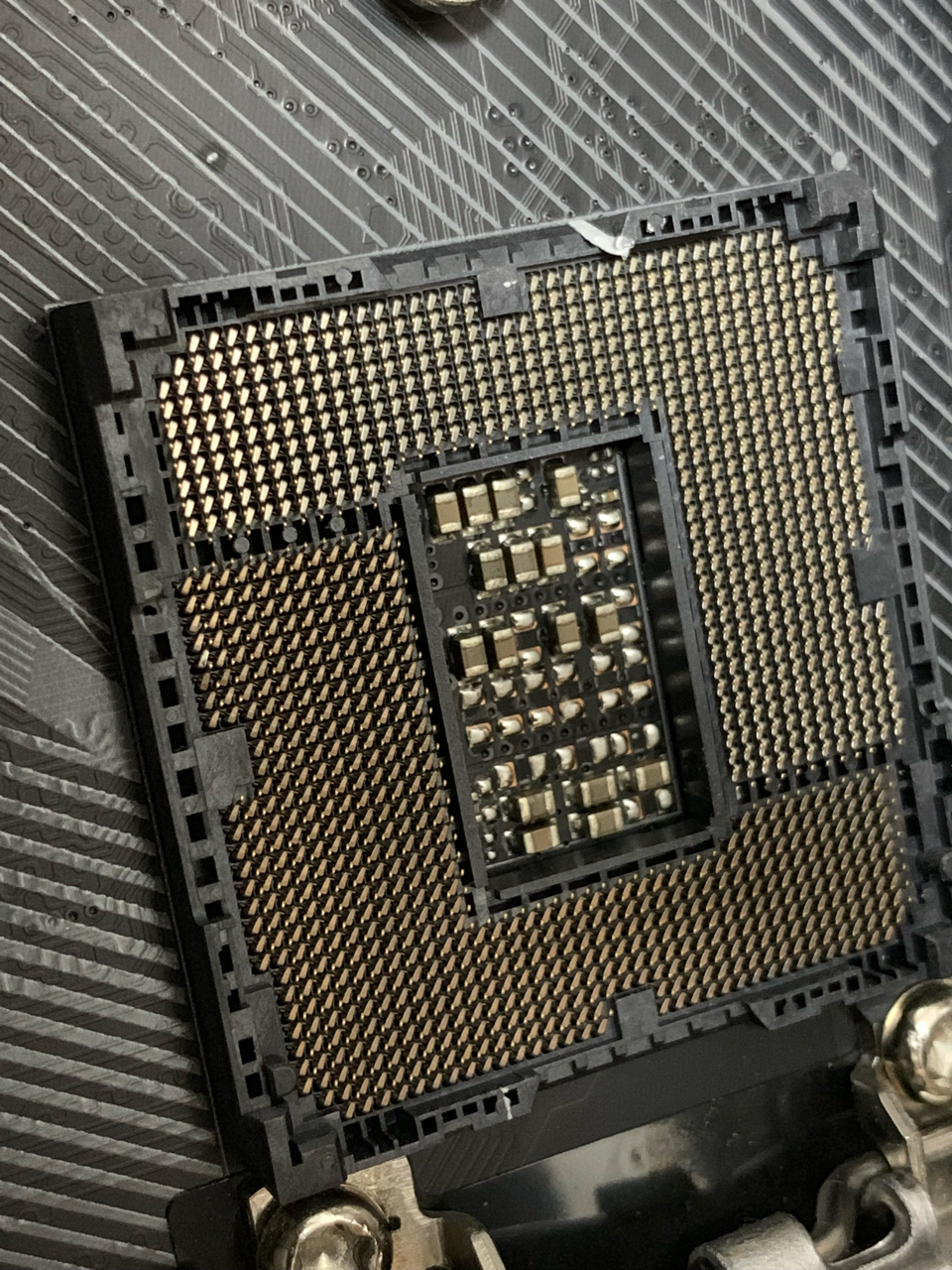 怎么判断是不是cpu底座针脚的弯了 NGA玩家社区