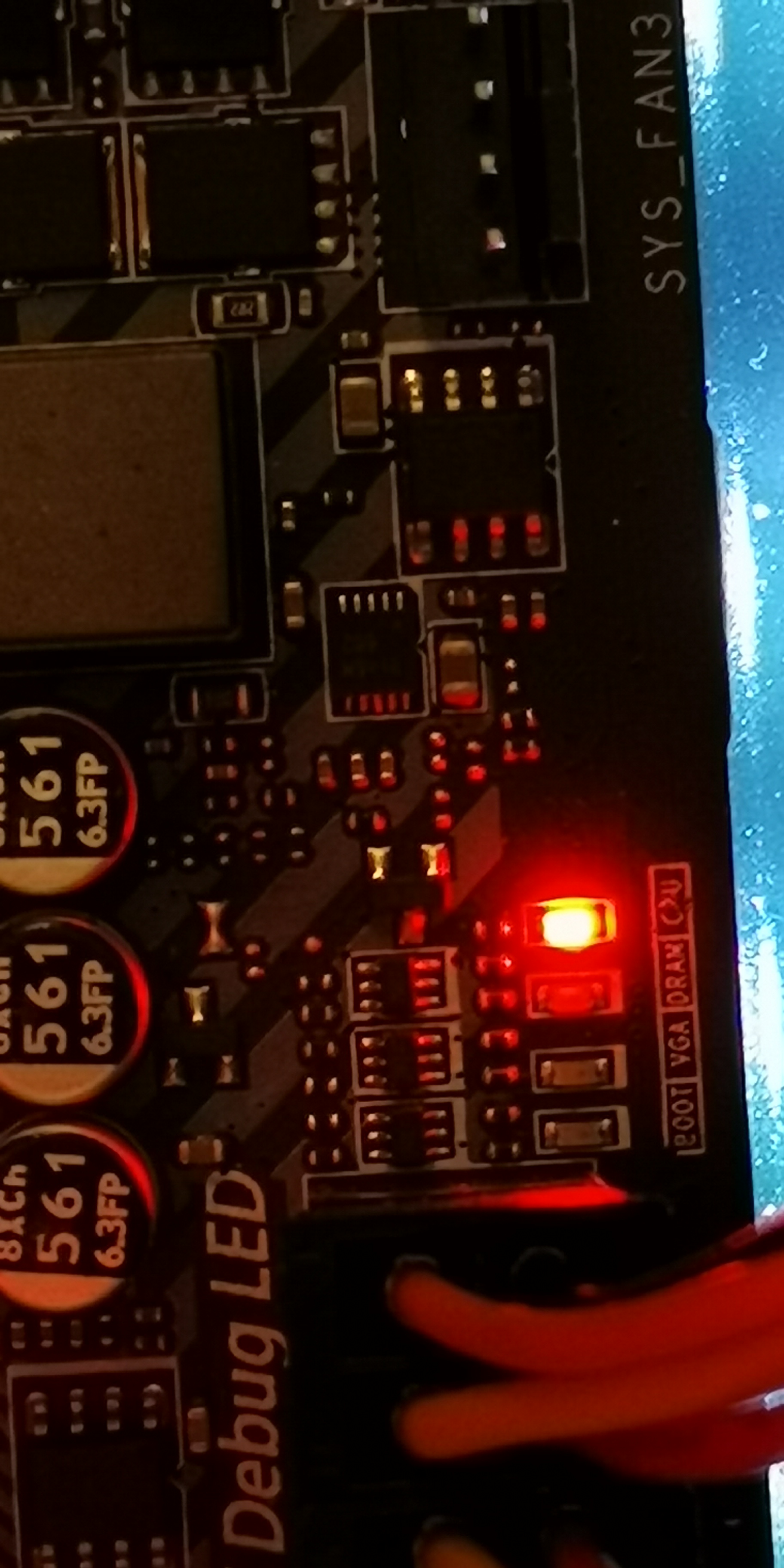 求助啊一夜没睡好，B450+R5 3600无法点亮，debug灯cpu灯常红 NGA玩家社区