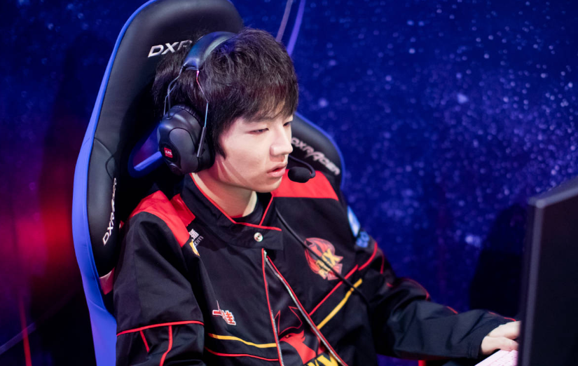 [赛事资讯] 《荣耀之路》第四期：FPX.Crisp的故事——浴火淬炼成真金 178