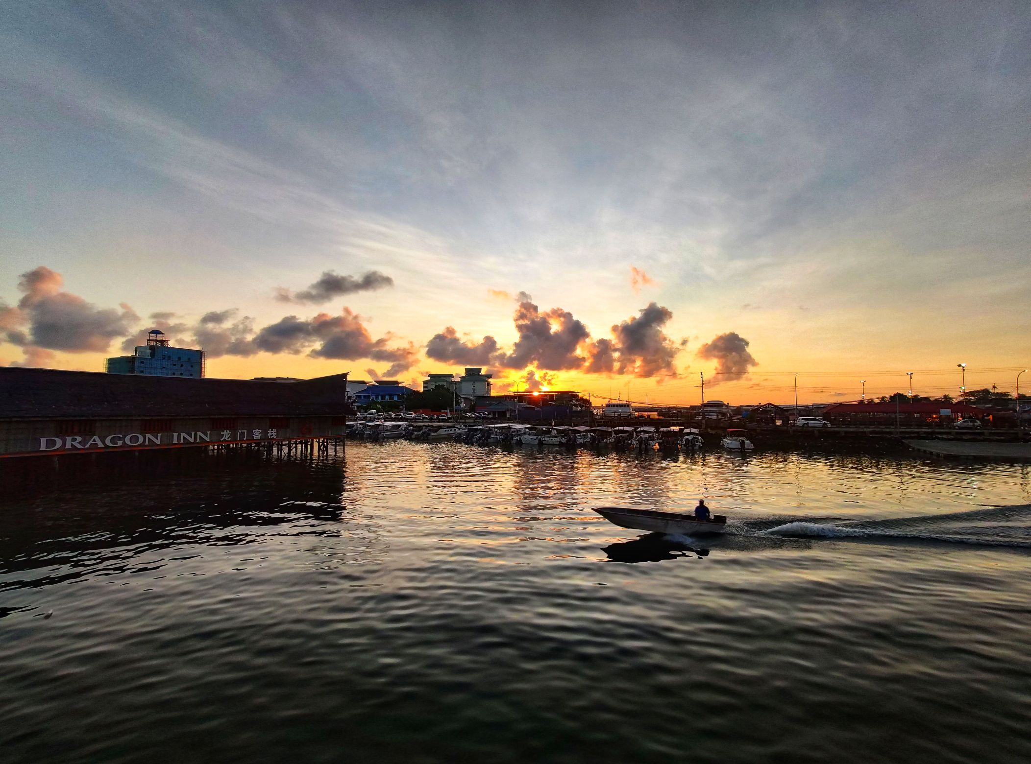 红米k20p尊照相真是一言难尽。 NGA玩家社区