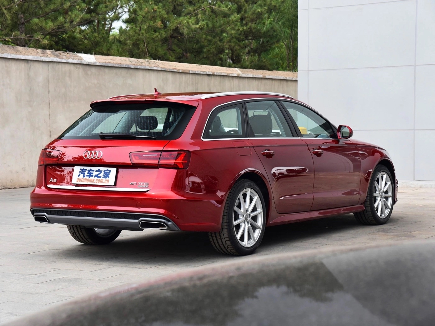 小区不知道是哪个骚货买了一辆红色的a6旅行版 NGA玩家社区