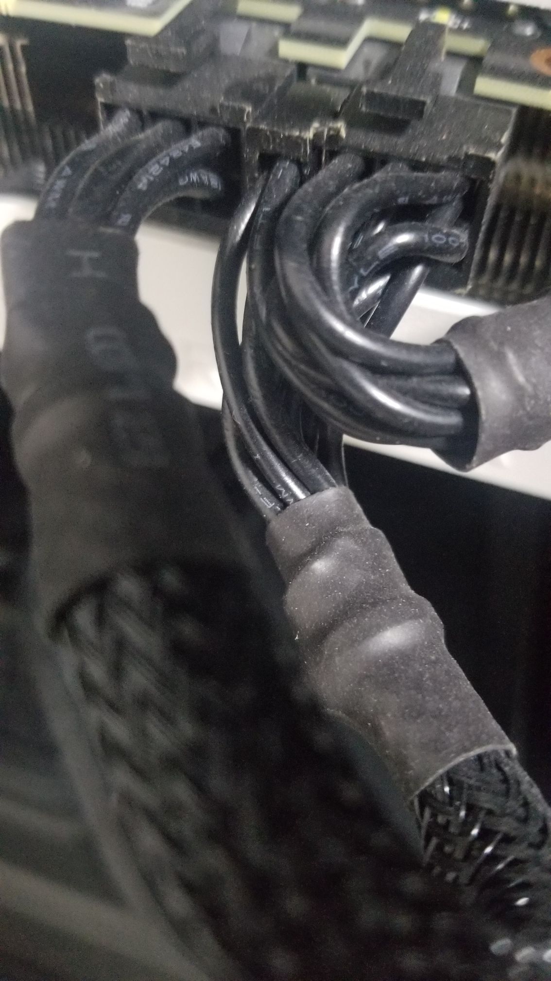 [硬件求助] 2070super供电有两个8pin，需要全插上吗 NGA玩家社区