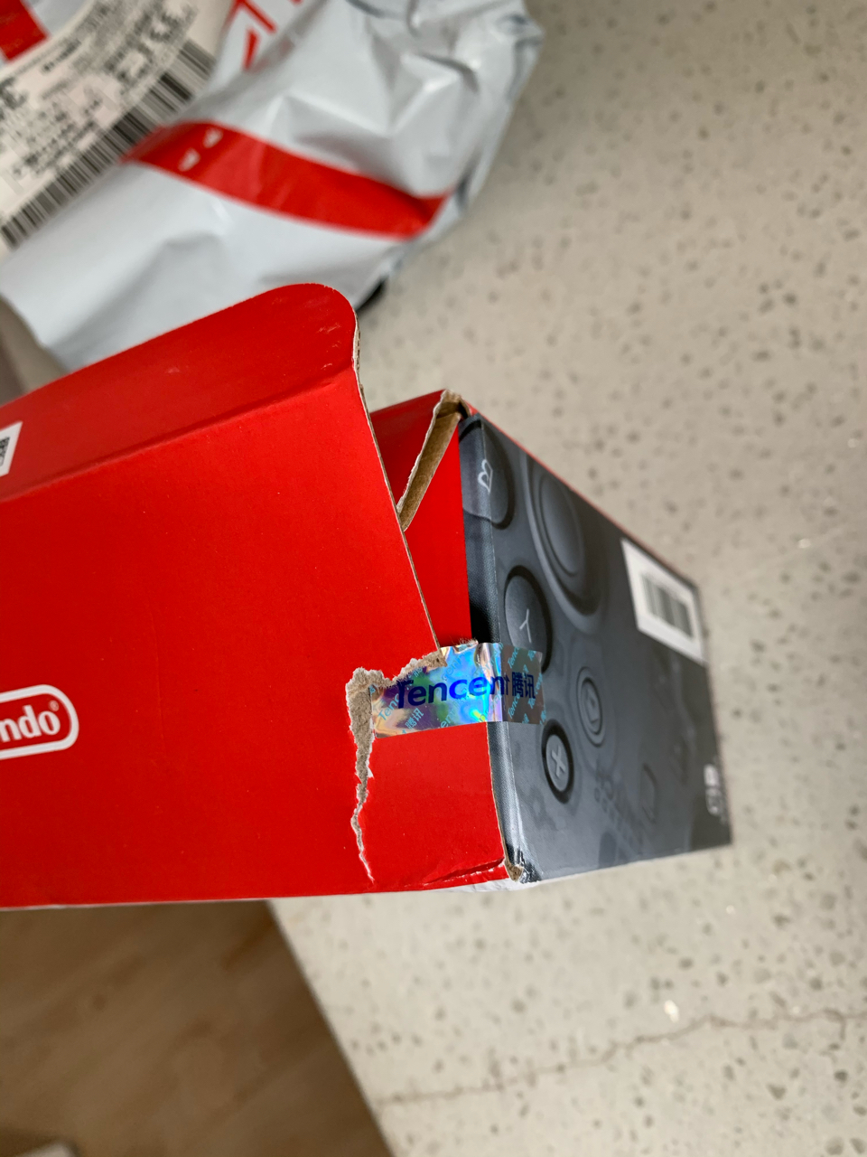 [Switch相关]某东的pro到了，盒子下面加了封条 NGA玩家社区