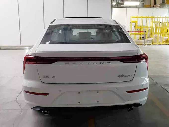 奔腾全新B70实车 酷似凯迪拉克CT4 NGA玩家社区