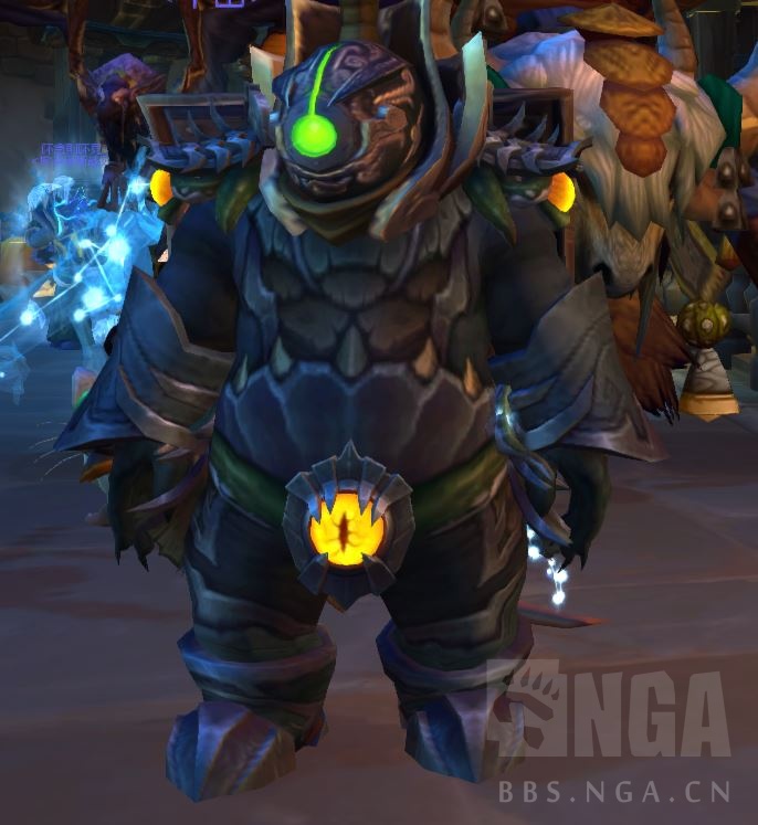 在港口开到一个熊猫SM到衣服，这是什么套装？潜水服吗？ NGA玩家社区