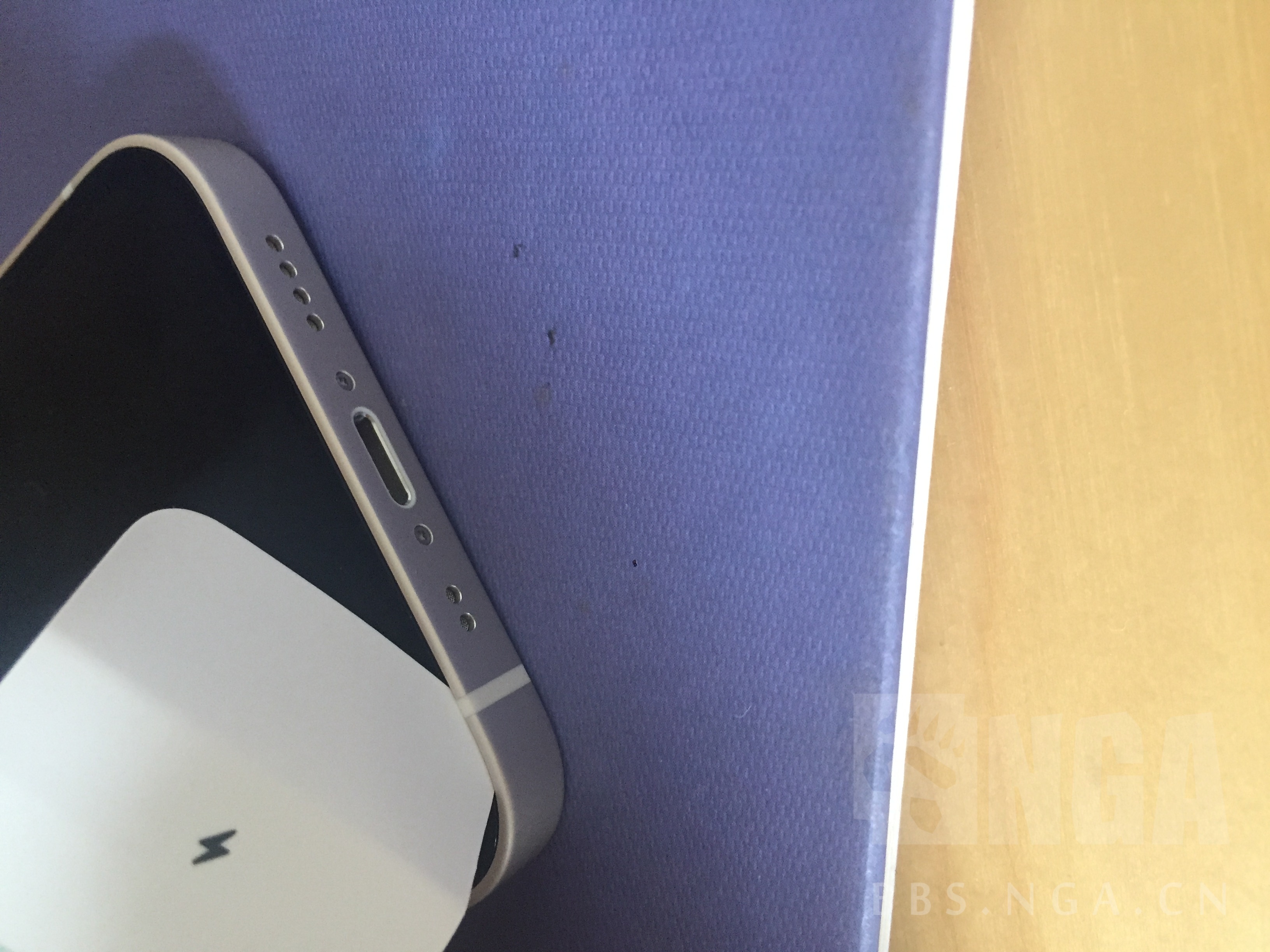 12mini边框缝隙能插纸，你们会退嘛？ NGA玩家社区