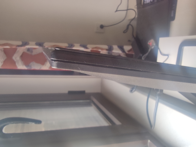 XDM，显示器到了，这缝有点大啊，还是明基正常品控就这 NGA玩家社区