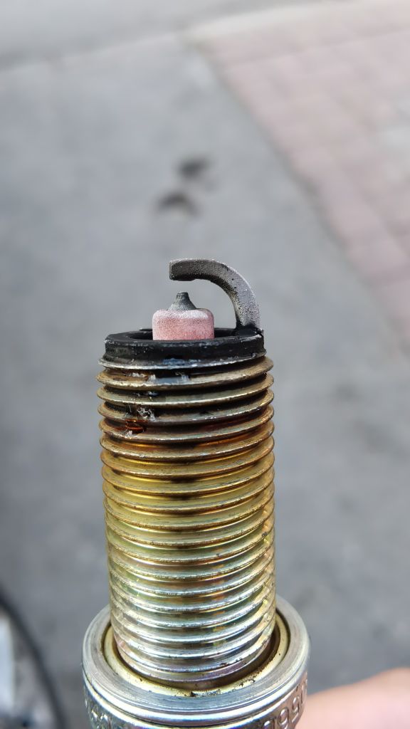 大家看看3w多公里三代EA888原厂火花塞状态 NGA玩家社区