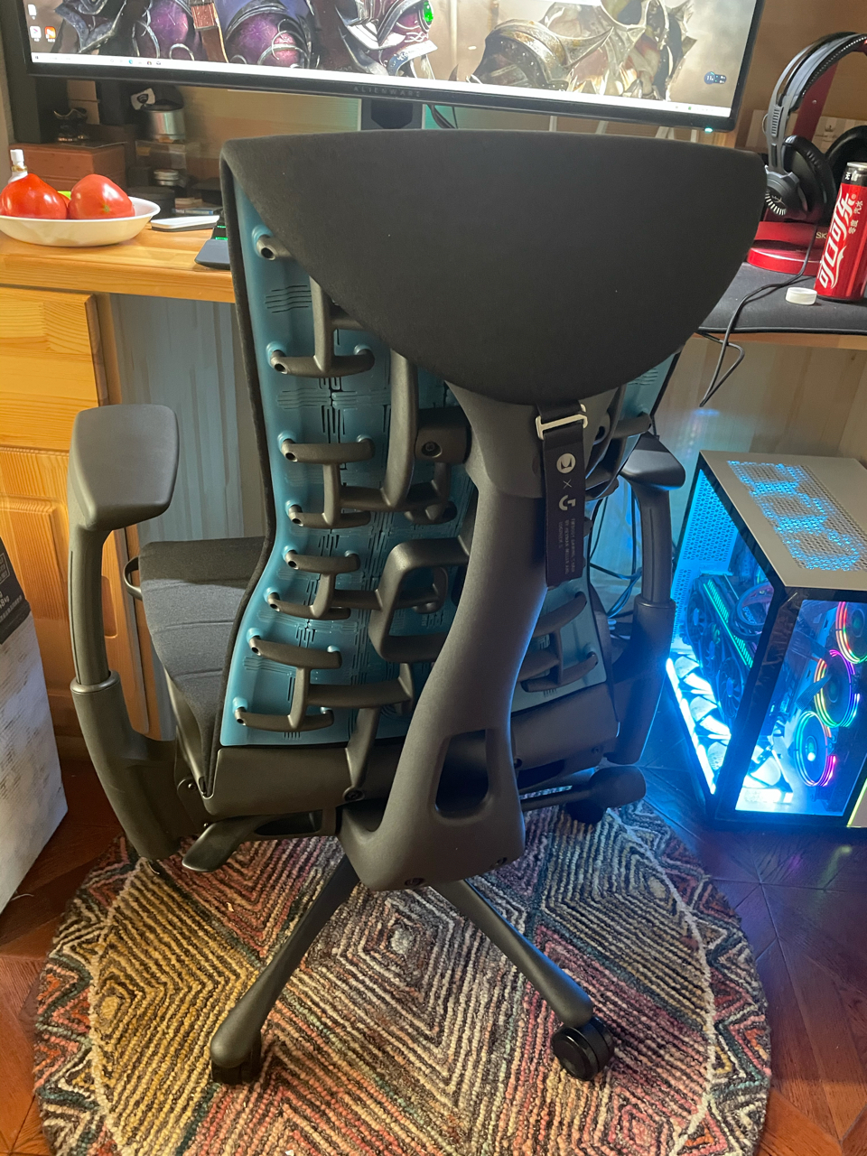 [外设讨论] 求建议，椅子四选一，EVO，蝴蝶，金豪E，冈村SL NGA玩家社区