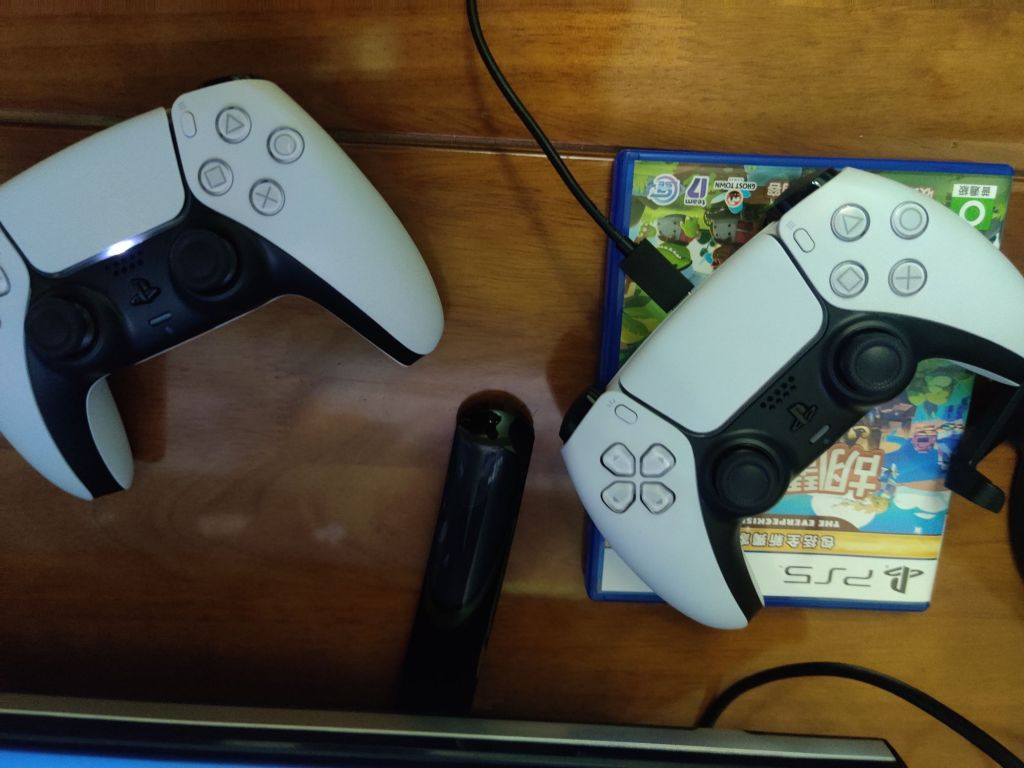 520/521收到了女朋友的惊喜ps5。 NGA玩家社区