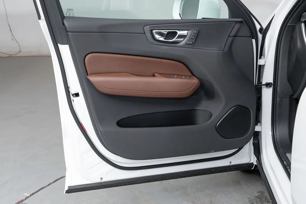 老哥们s90与xc60怎么选 178