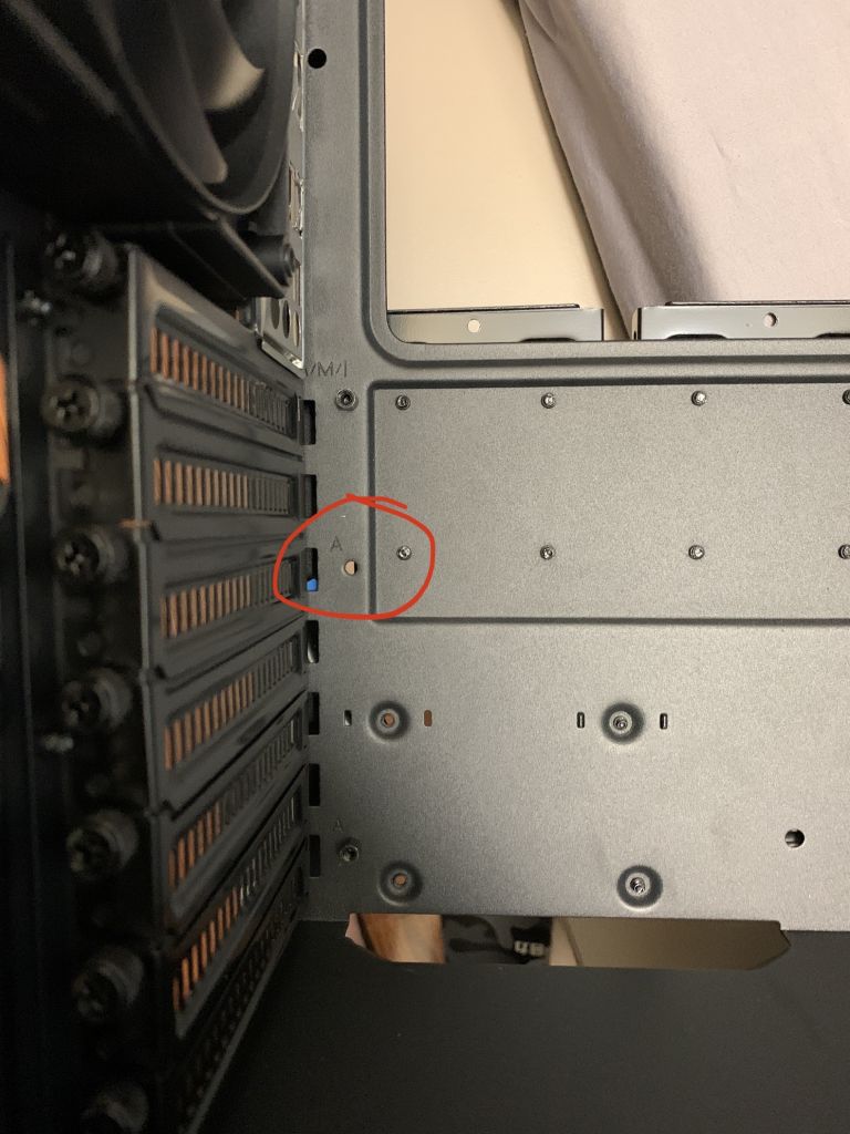 求助：p500a机箱铜柱拧不上去 NGA玩家社区