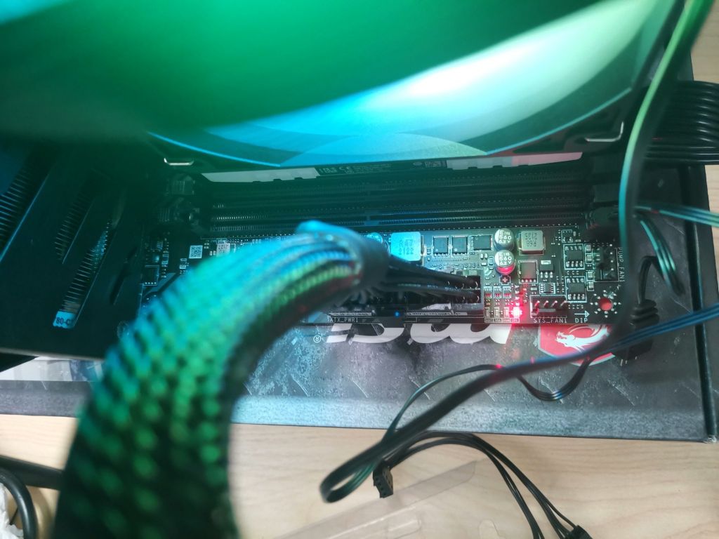 B550M迫击炮，CPU debug常亮，能亮机能进系统 NGA玩家社区