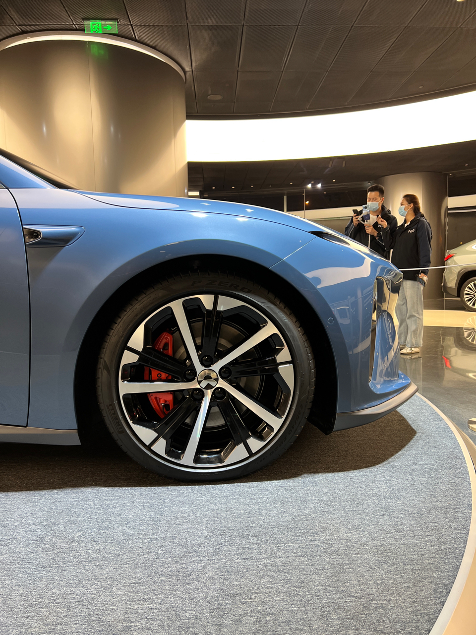 去东方广场看了下ET5 NGA玩家社区