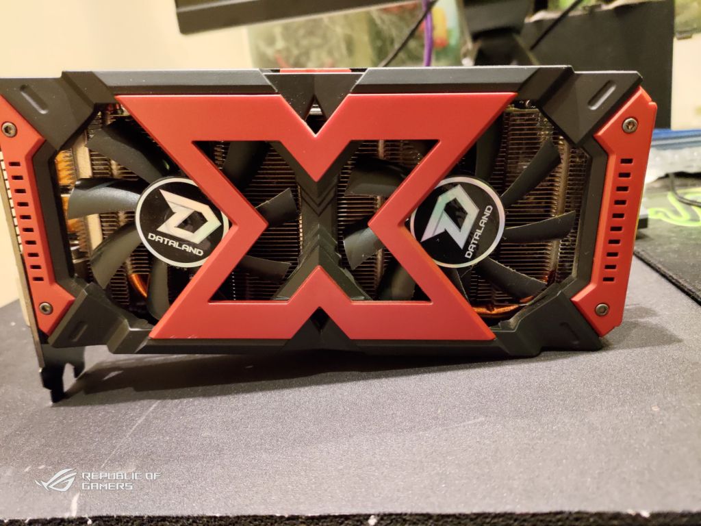 出M11H,Z390-F,RX580 NGA玩家社区