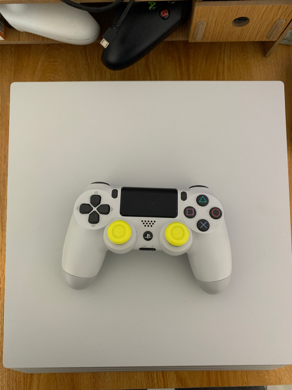 出国行ps4 pro 1t 白色 NGA玩家社区