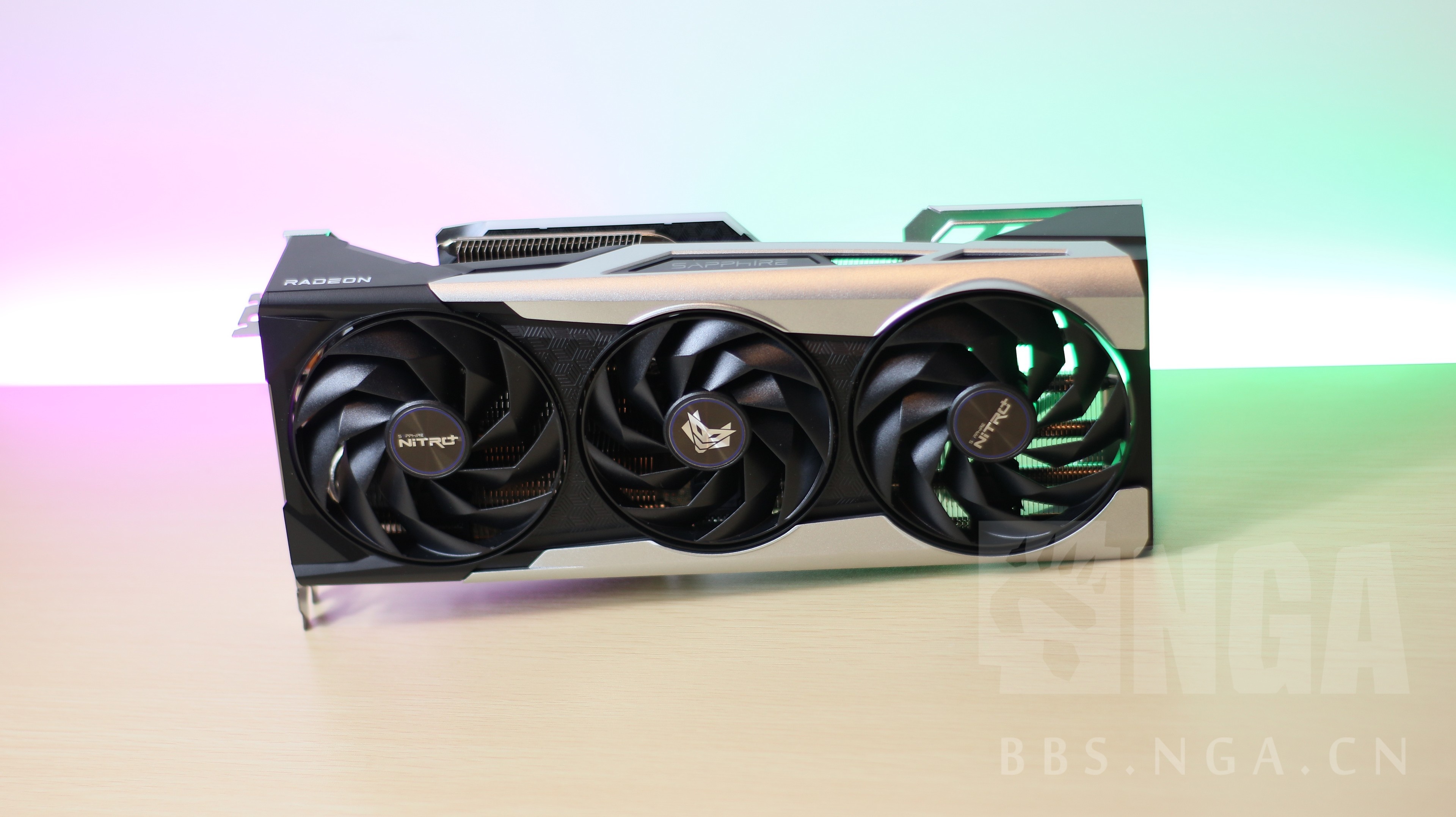 闪耀的白金之星！蓝宝石 Radeon RX 6750 XT 超白金 OC首发评测 NGA玩家社区