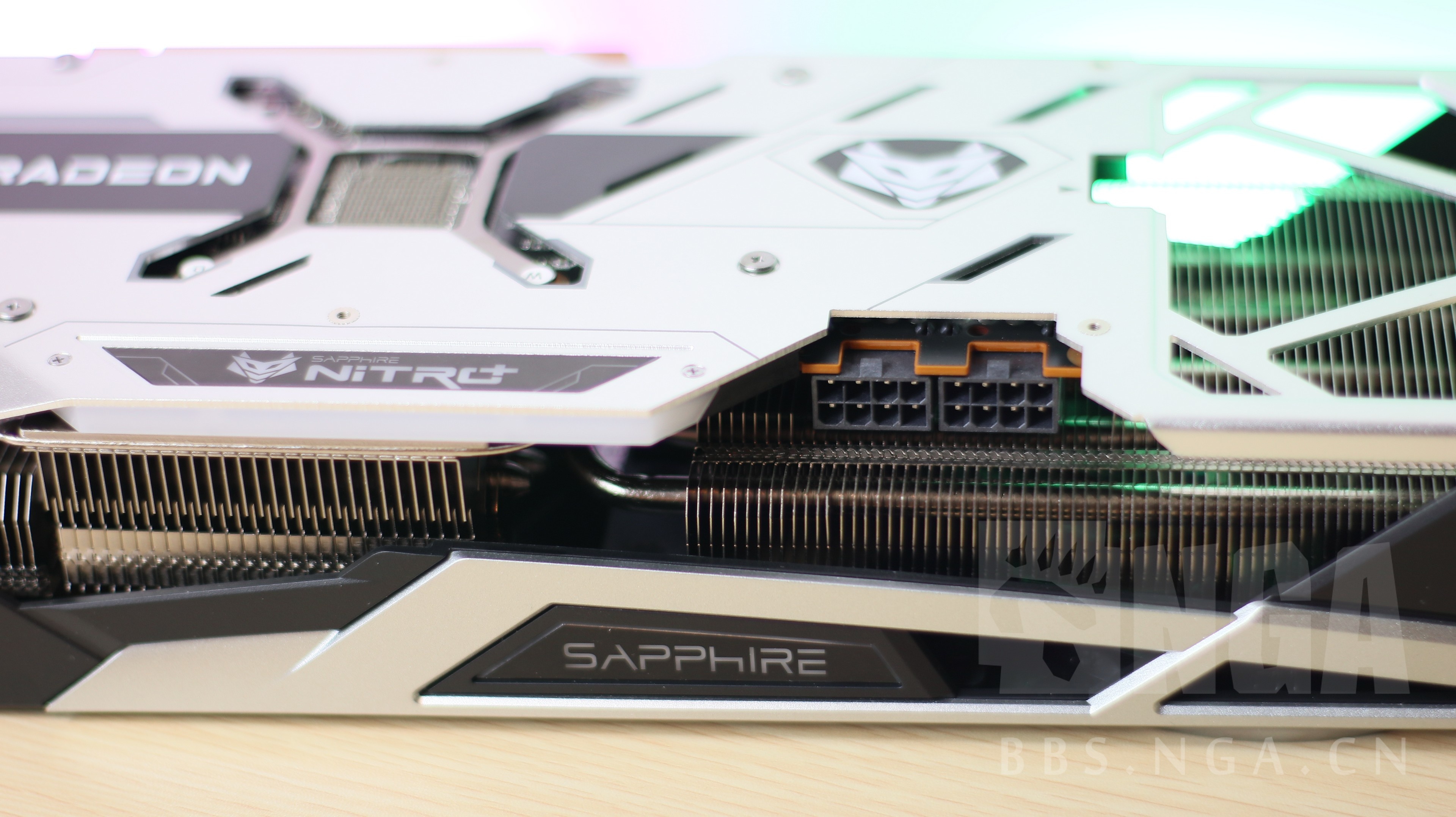 闪耀的白金之星！蓝宝石 Radeon RX 6750 XT 超白金 OC首发评测 NGA玩家社区