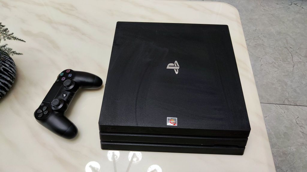 2018年买的港行ps4pro 1T版，一个原装手柄，一个非原装手柄。(已出) NGA玩家社区