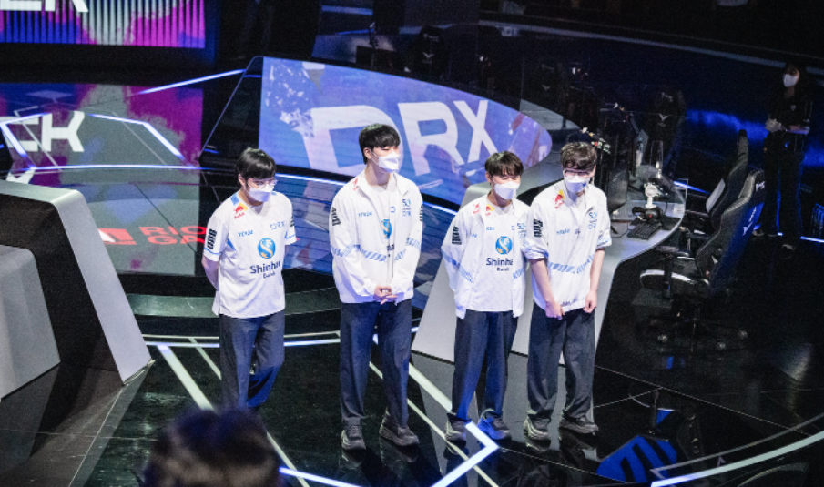 [外赛区赛事] BeryL认为LCK野辅不如LPL，耐久度补丁后赛区风格差异 178