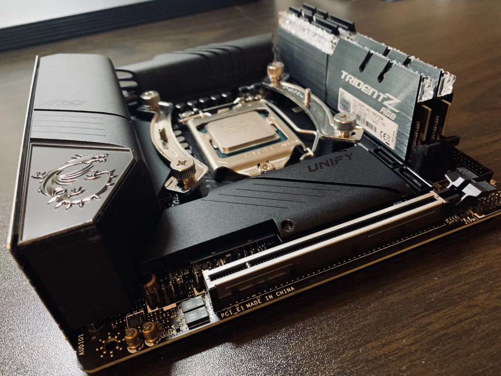 出两条芝奇幻光戟8Gx2，C14 Bdie颗粒 NGA玩家社区