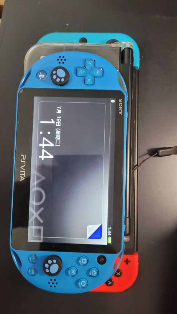 ns作为掌机是不是太大了些 178