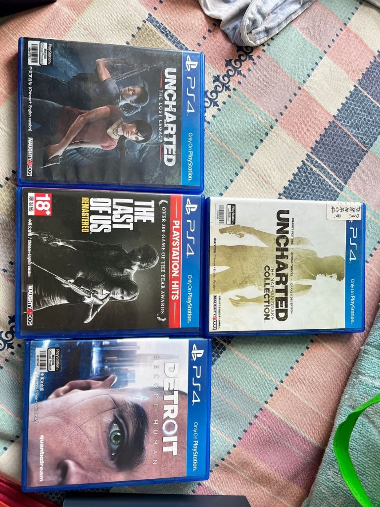 1800出ps4pro带四个游戏盘 NGA玩家社区