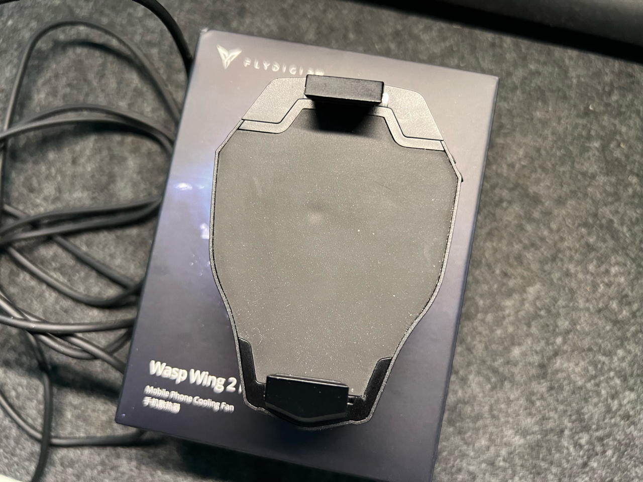 出个飞智蜂翼2pro散热背夹 178