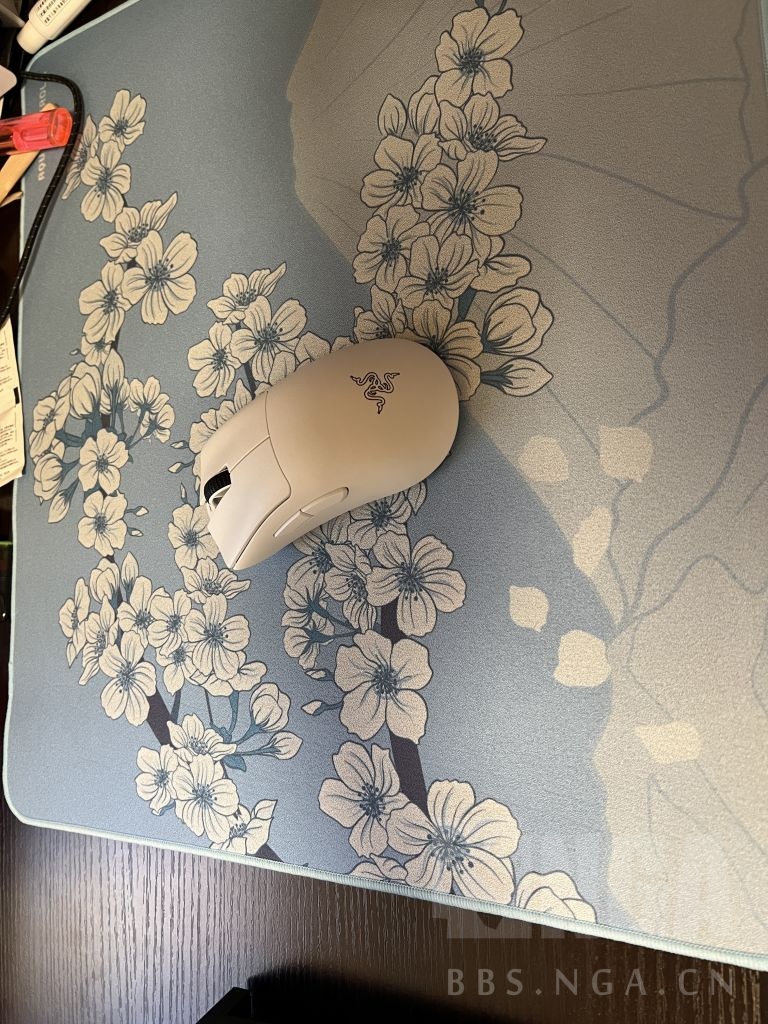 新出的蝰蛇v3 pro和gpw 2代比起来怎样？ NGA玩家社区