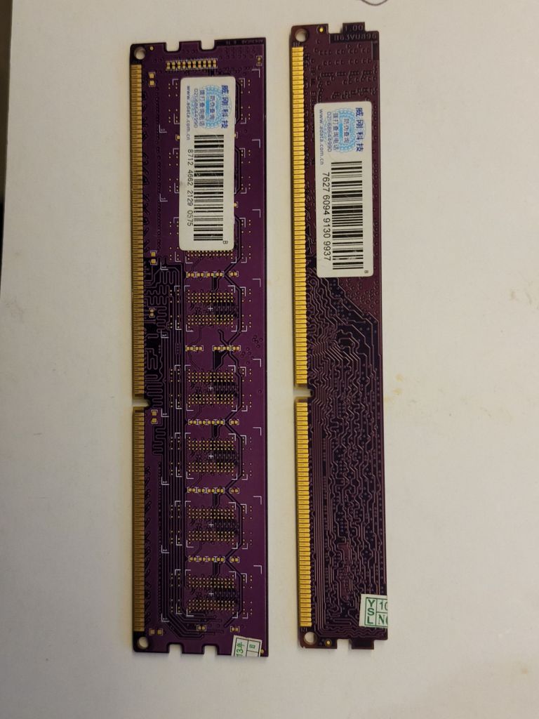 出威刚ddr3内存两条共8g NGA玩家社区