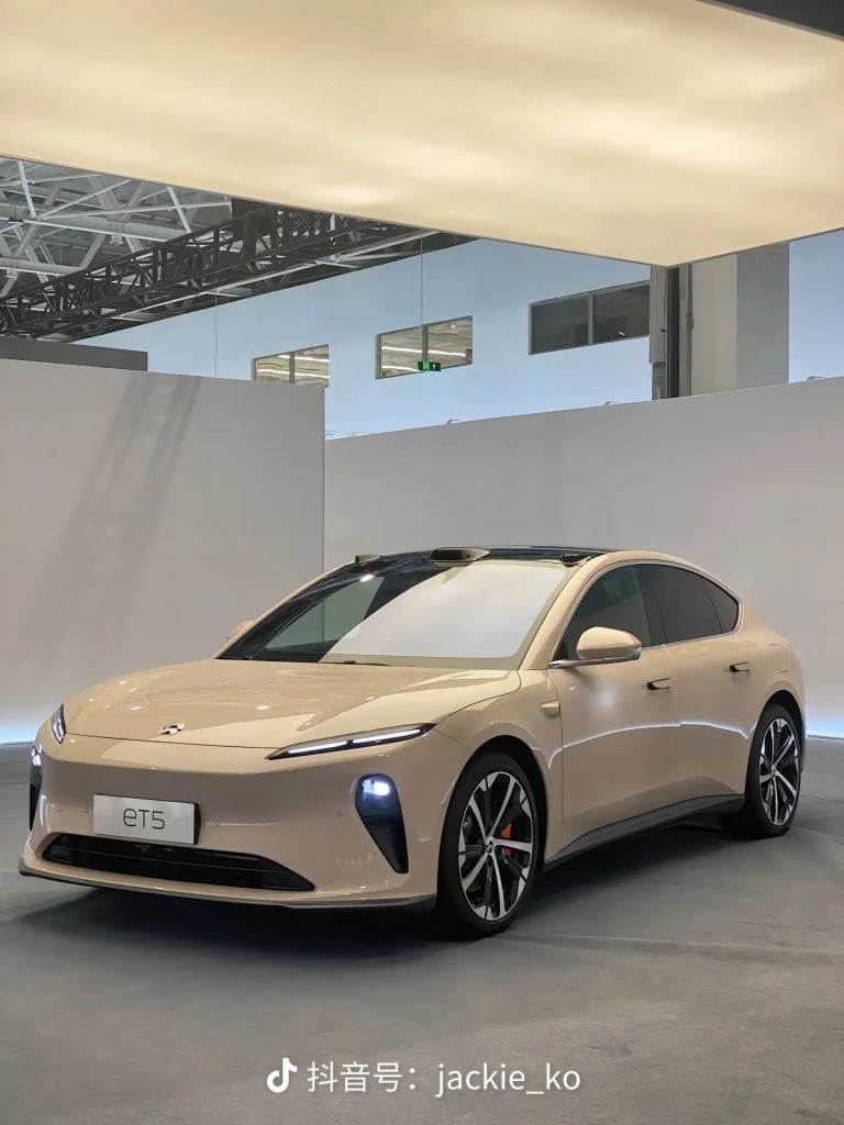 et5这个颜色是粉色？ NGA玩家社区