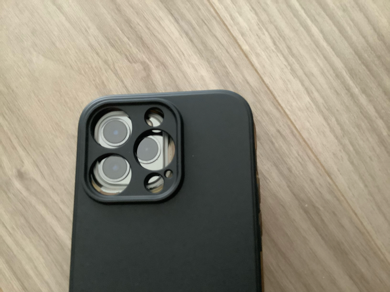 14pro这背面。。。。又大了？ NGA玩家社区