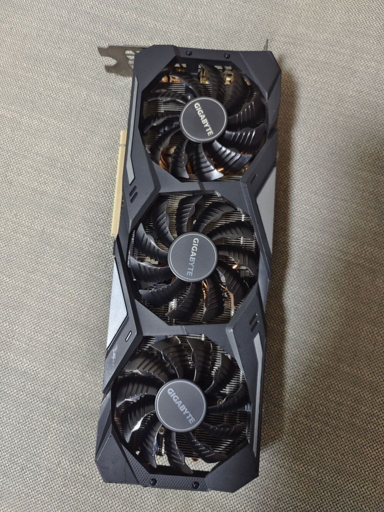 出一张自用显卡技嘉2080s NGA玩家社区