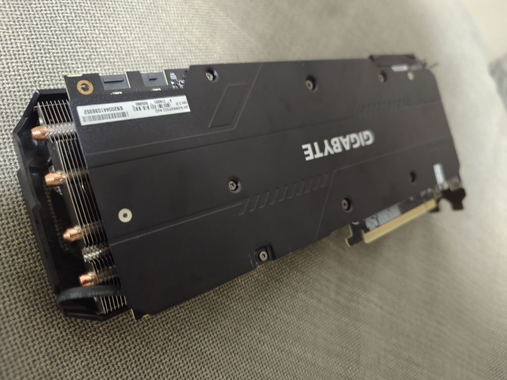 出一张自用显卡技嘉2080s NGA玩家社区