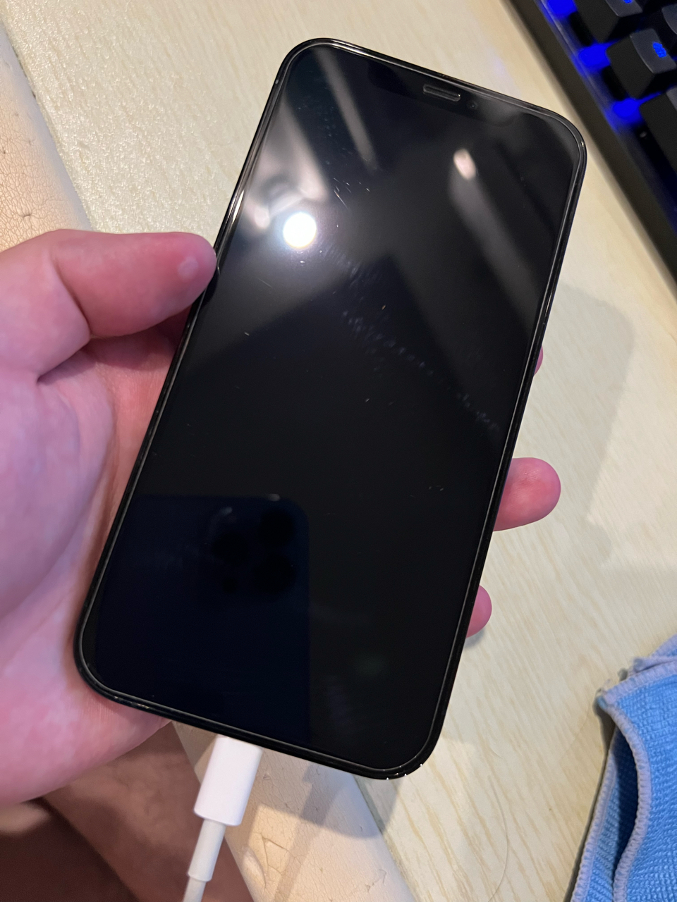 [暂出]自用12pro 128G，箱说全，外观成色好，电池87% NGA玩家社区