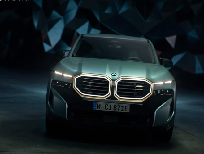 宝马发布新款XM NGA玩家社区