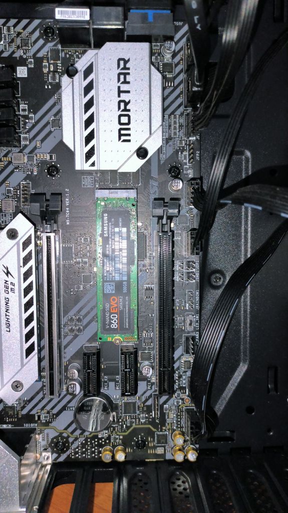 新加的m.2接口sata固态860evo无法识别 NGA玩家社区