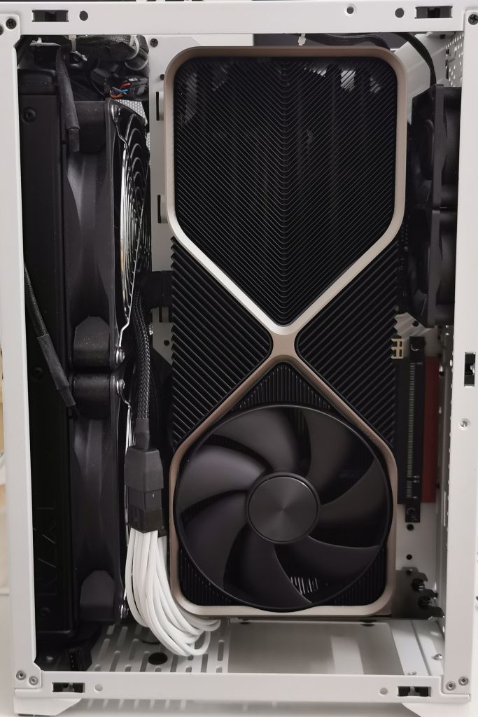 [ITX] 无敌的美味网版和无敌的4090 FE (10.17定制转接模组线到了 更新一波) NGA玩家社区