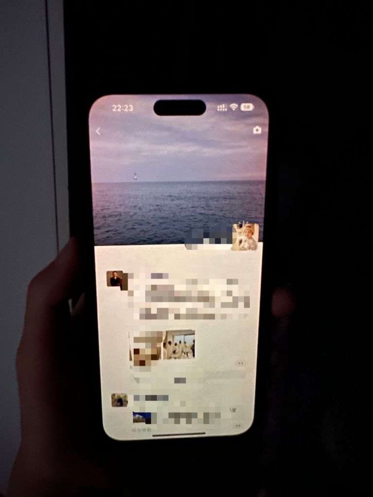 新买的iPhone14 Pro Max屏幕翻车了，边缘发红 NGA玩家社区