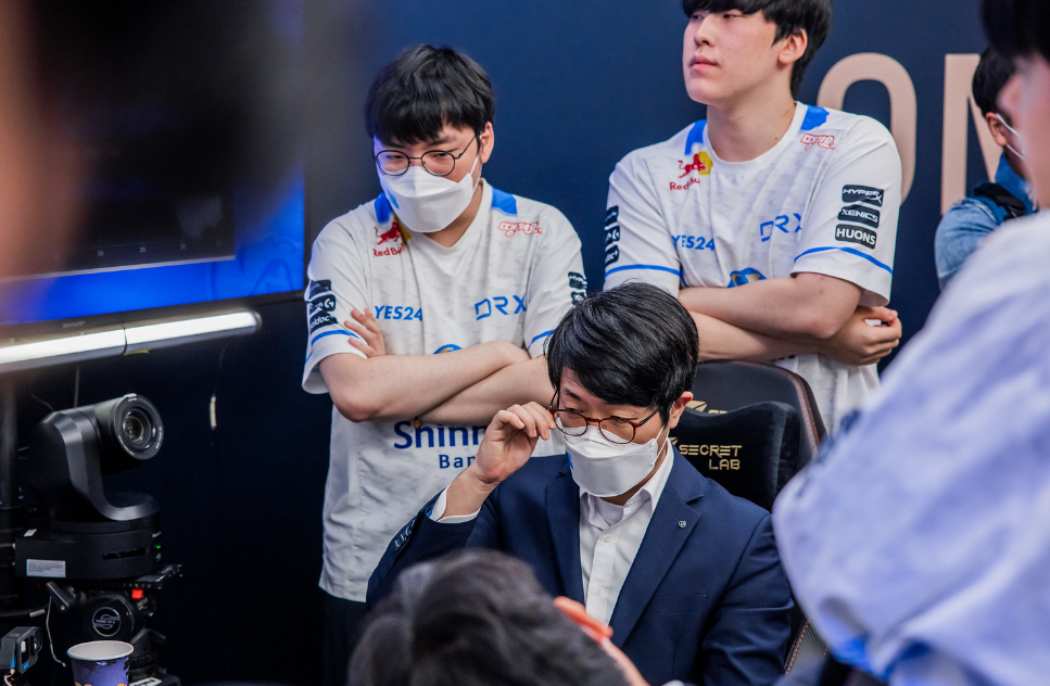 [国际赛事] DRX教练希望Deft不留遗憾，Zeka还没有达到个人上限 NGA玩家社区