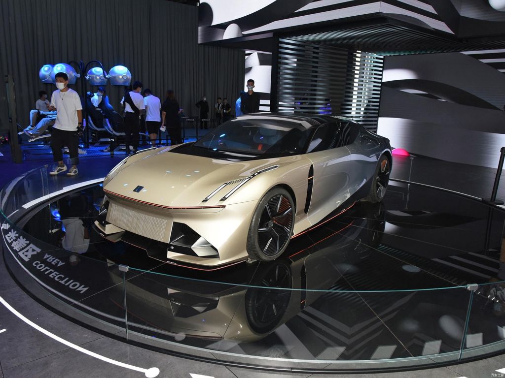 有觉得极氪001还挺好看但是009丑的妈都不认识的人么(单指前脸) NGA玩家社区