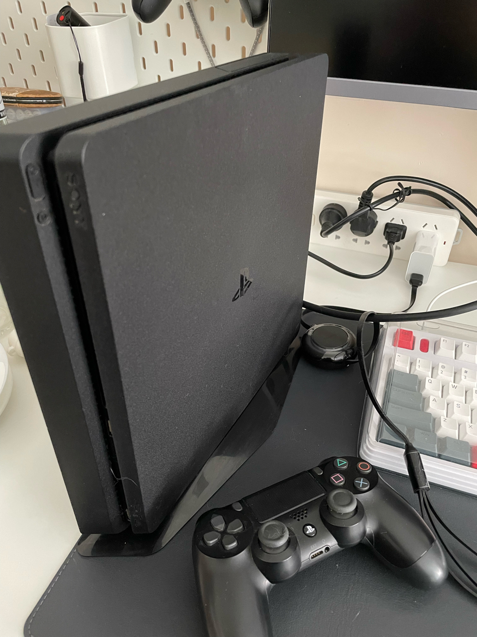 ps4 slim 国行自用一手；全新五年保500g sata ssd NGA玩家社区