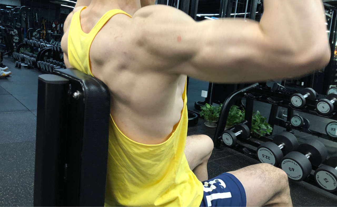 村里一堆180 75kg 这种的还减个锤子肥哦 NGA玩家社区