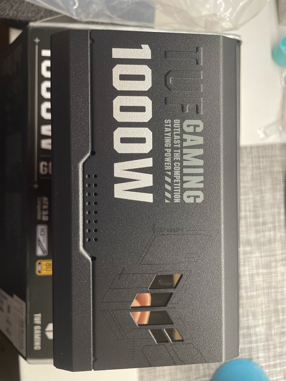 TUF 1000w电源 原生AXT3.0 80+金 全模组 10年质保 开箱 NGA玩家社区