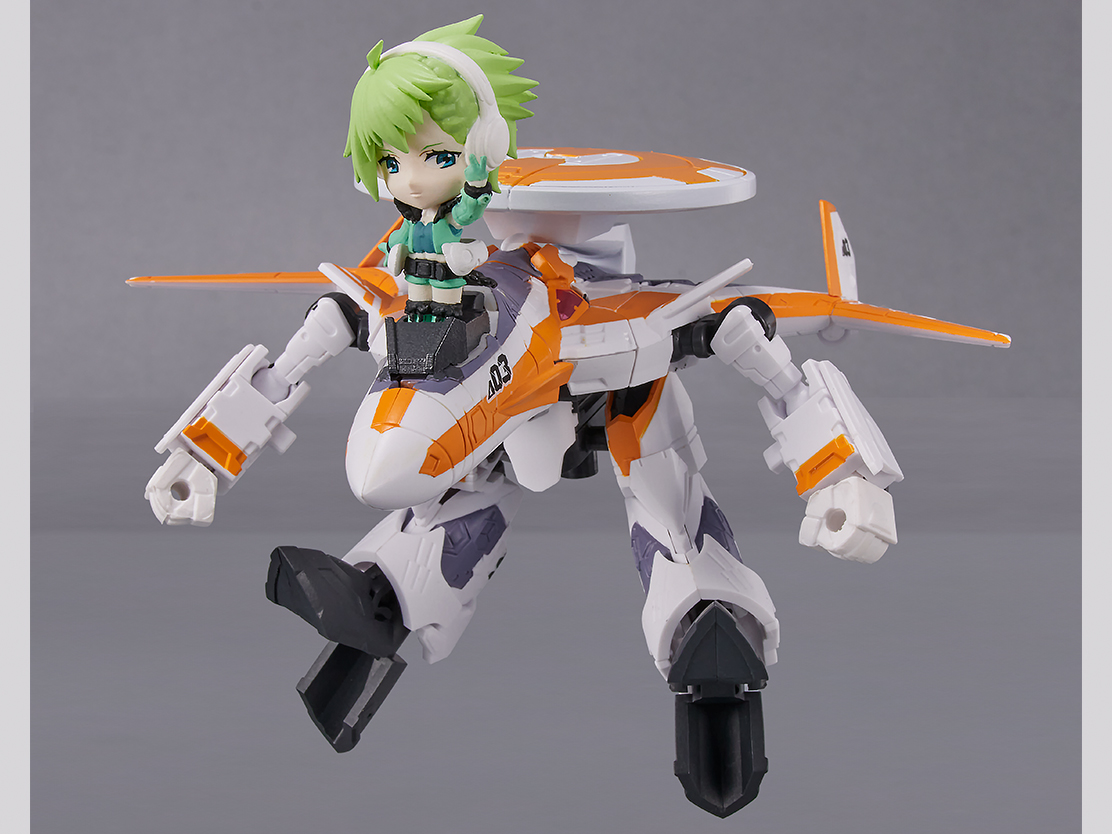 [新闻资讯] TINY SESSION VF-31E 齐格弗里德(查克·马斯坦古机)with蕾娜·布劳拉 NGA玩家社区